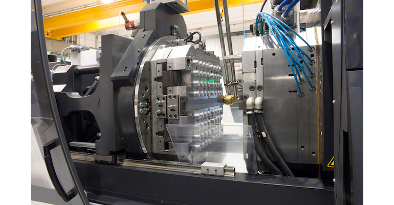 Revolutionize Manufacturing with Cutting-Edge Plastic Mold Injectors ...
